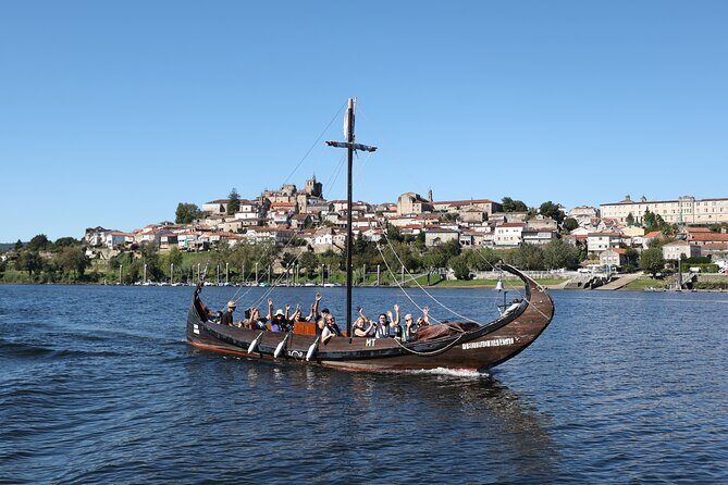 Boat Trip on the Miño River Sailing between Walls - The Itinerary in Detail