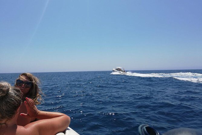 Boat trip + Paddle Surf + snorkel + aperitif + drink - The Itinerary Breakdown