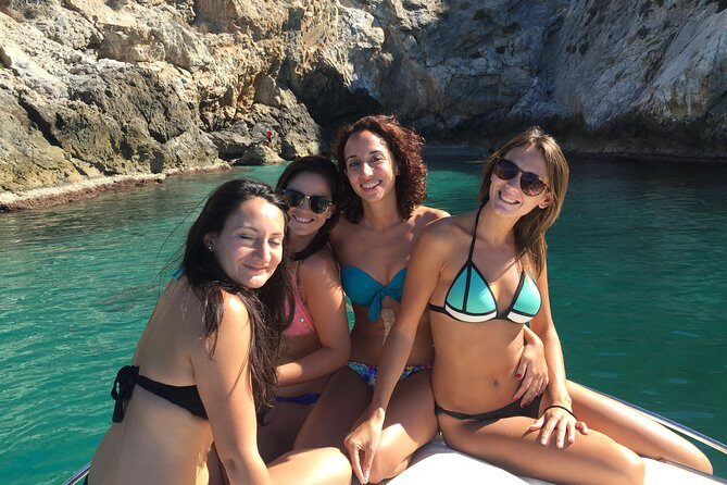Boat trip + Paddle Surf + snorkel + aperitif + drink - The Crew and Organization