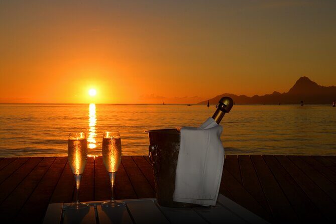 Boat Trip with Sunset in Tahiti - Key Points