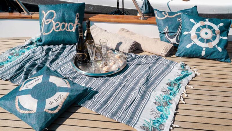 Boat trips with Ocirne in the Bay of Naxos and Isola Bella - A Detailed Look at the Ocirne Boat Tour  