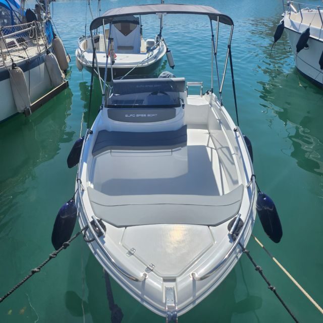 Boat without licence, fuel included - FAQ  