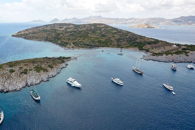 Bodrum Boat Trip With Lunch 11:00 to 17:00 - FAQ