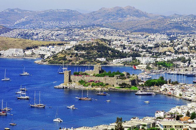Bodrum Private city Tour: Guide Lunch Entrance Fees included. - Who Should Book This Tour?