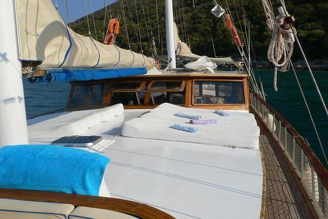Bodrum Private Gulet Tour with Lunch - The Crew and Service