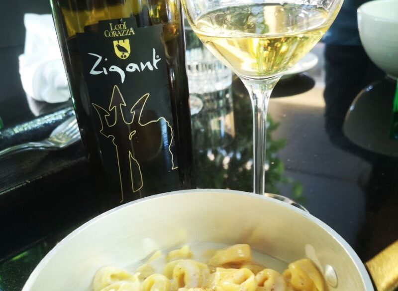 Bologna: City Center Guided Wine Walking Tour - Who Should Book This Tour?