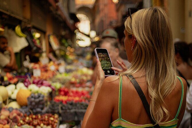 Bologna: Dinner, Wine & Tastings Walking Tour - The Sum Up