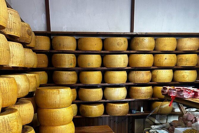 Bologna Food Tour and Enogastronomia Experience with Local Chef - Sweet Stops and City Views