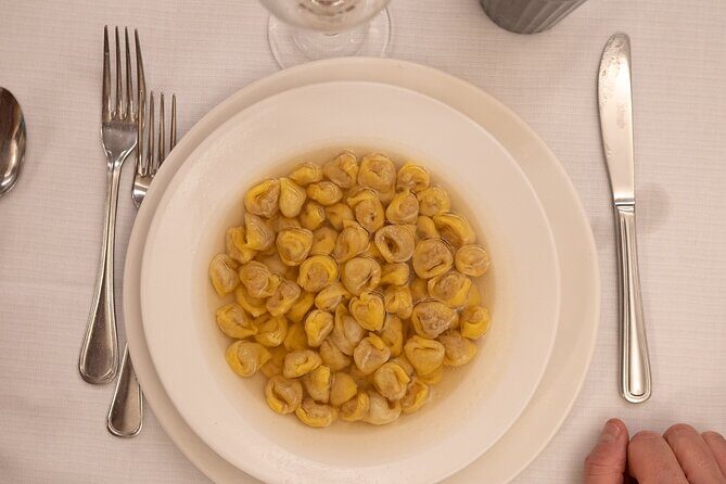 Bologna Food Valley: Factory tasting, Wines & traditional Lunch - FAQs