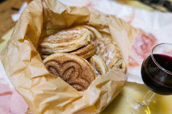 Bologna gastronomic experience with a local - Authentic Experiences & Insider Insights