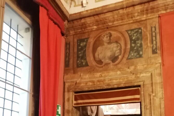 Bologna historical art walking tour with hidden gems and tastings - The Sum Up