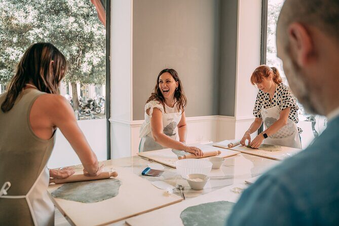 Bologna Original Lasagna and Gelato Class with Aperitif - Key Points