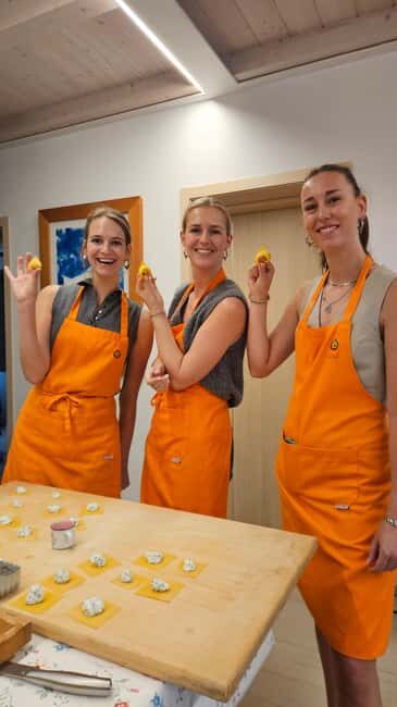 Bologna: Pasta Cooking Class, Ragu & Wine with Local Host - Authentic Bologna Cooking Class: Pasta, Ragu & Wine with a Local Host