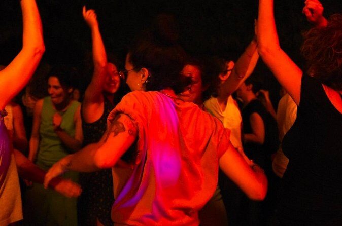 Bologna Pub Crawl to meet people - The Sum Up: Who Will Love This Experience?