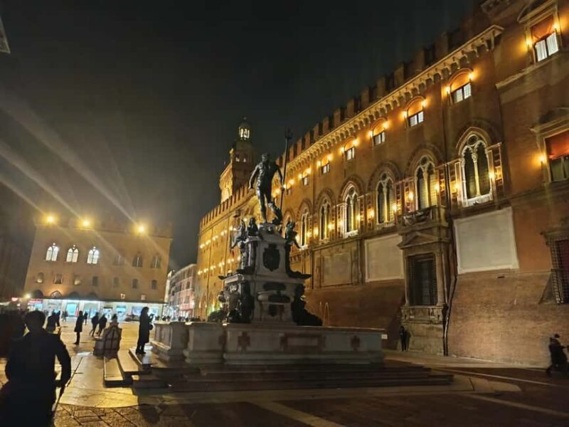 Bologna: Sipping Through the City After Dark Tour - The Experience from the Traveler’s Perspective