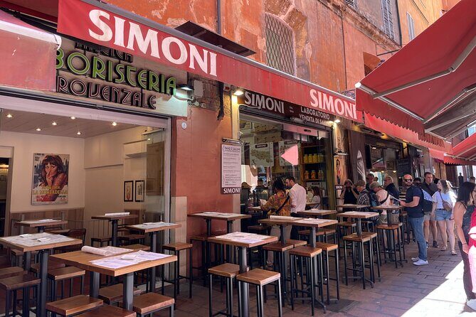 Bologna Walking Food Tour and Highlights with a Local Guide - A Deep Dive into the Bologna Food & Highlights Tour