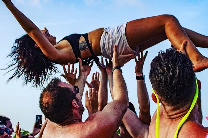 Bonbon Reggaeton Boat Party in Cancun - The Experience from the Reviews