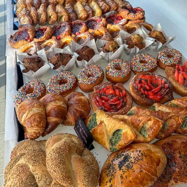 Boothbay Harbor: Breakfast/Coffee Food Tour with Local Guide - What We Love About This Tour