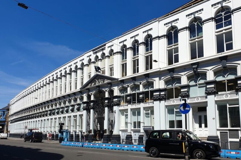 Booze, Brothels & the Bard: London's Bawdy Borough - Key Points