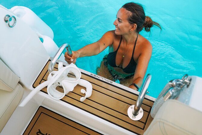 Bora Bora Private Solar Boat Experience - The Sum Up