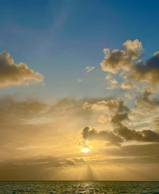 Bora Bora: Private Sunset cruise on the lagoon - The Experience in Detail