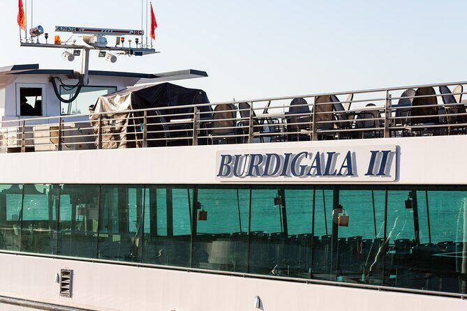 Bordeaux by the Water commented cruise - An In-Depth Look at the Bordeaux Water Cruise Experience