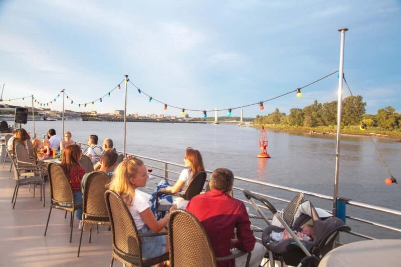 Bordeaux: Guided River Cruise - The Experience at a Glance
