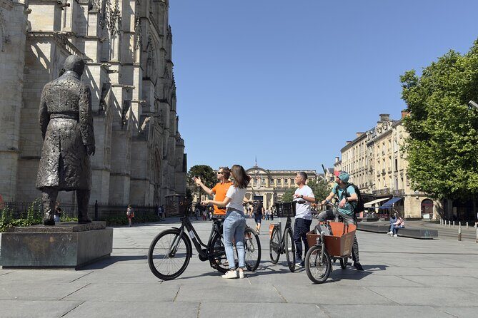 Bordeaux Highlights Bike Tour - Artistic and Sustainable Hub: Darwin