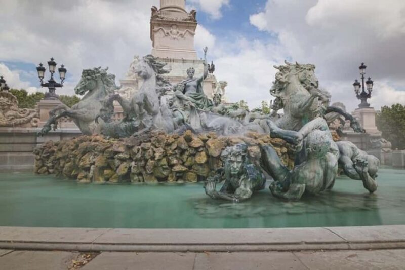 Bordeaux : Must-See Attractions Walking Tour - Why the Guides Make a Difference