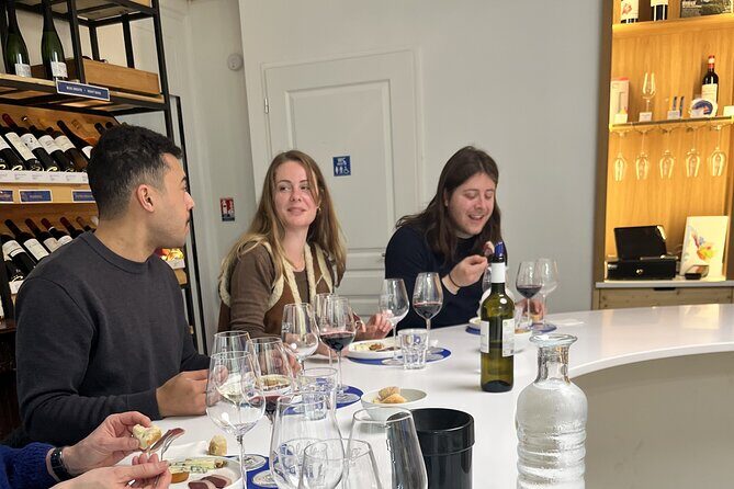 Bordeaux wines tasting workshop including Food & Wine pairings - Who Will Love This Experience?  