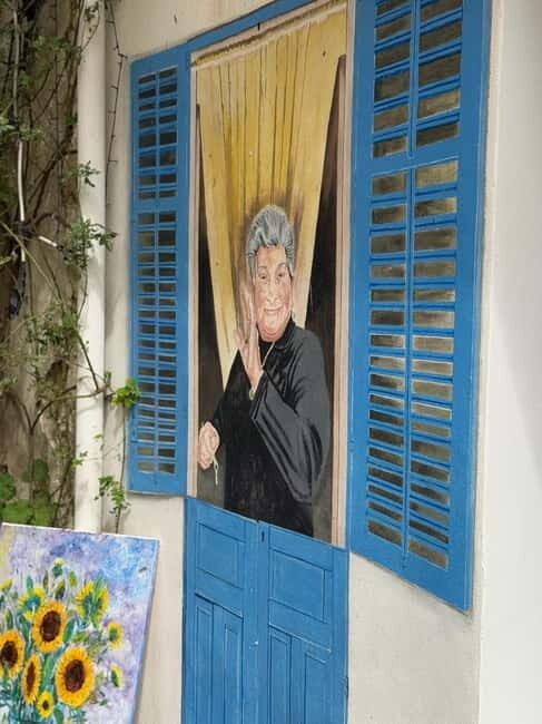 Borgo Parrini Gaudí-style: a walking tour in a colorful art village - Detailed Breakdown of the Tour