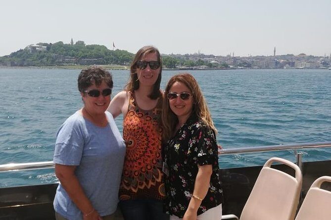 Bosphorus Cruise with Dolmabahce Palace and Istiklal Street Tour - What makes this tour stand out?