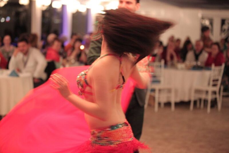 Bosphorus Dinner Cruise with Live Performances Experience - Key Points