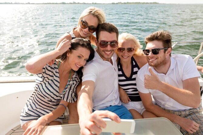 Bosphorus Evening Cruise: Dinner, Live Shows & Private Table - The Experience: What Travelers Are Saying