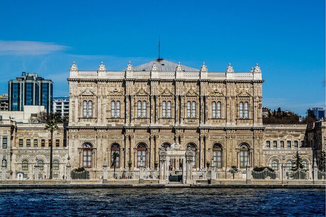 Bosphorus Evening Cruise: Dinner, Live Shows & Private Table - Practical Tips for Booking and Enjoying