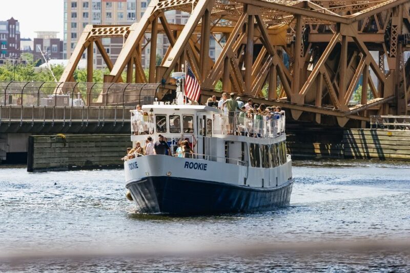 Boston: City Cruises Historical Sightseeing Cruise - Key Points
