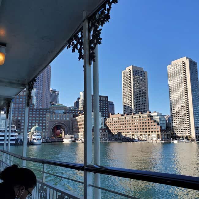 Boston: Dog-Friendly Halloween Costume & Sightseeing Cruise - FAQ