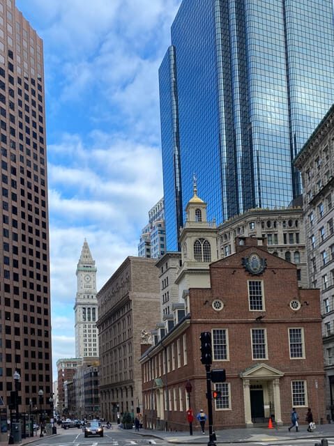 Boston: Freedom Trail Guided Walking Tour in French - A Closer Look at the Itinerary