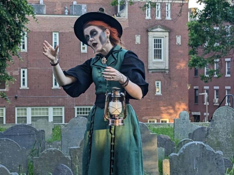 Boston: Ghosts & Gravestones Nightwalk Tour - An Atmospheric Journey into Boston’s Haunted History
