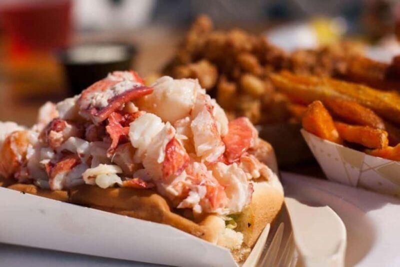 Boston: Guided Seafood Tasting and History Tour - Key Points