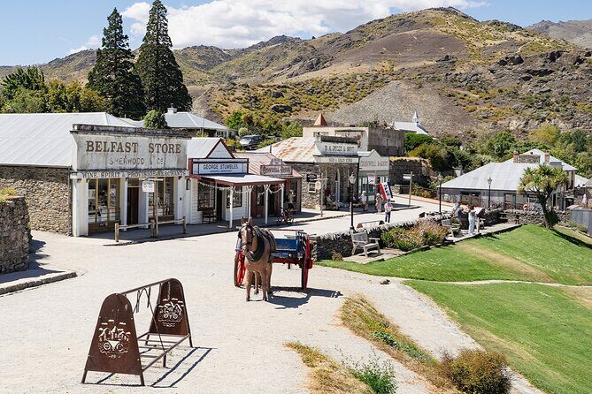 Boutique Wine Tour - visit Central Otago, 4 Wineries & Lunch - Value for Money and Additional Details
