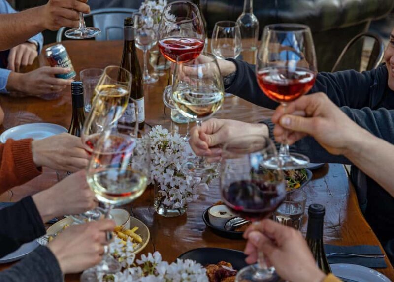 Boutique Winery Half-Day Tour & Vineyard Platter-Style Lunch - Key Points