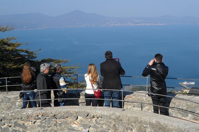 Bracciano: Odescalchi-Orsini ancient Castle Tour with Lunch - FAQ