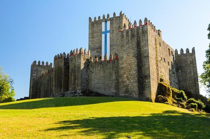Braga and Guimarães Full Day Private Tour from Porto - Key Points: