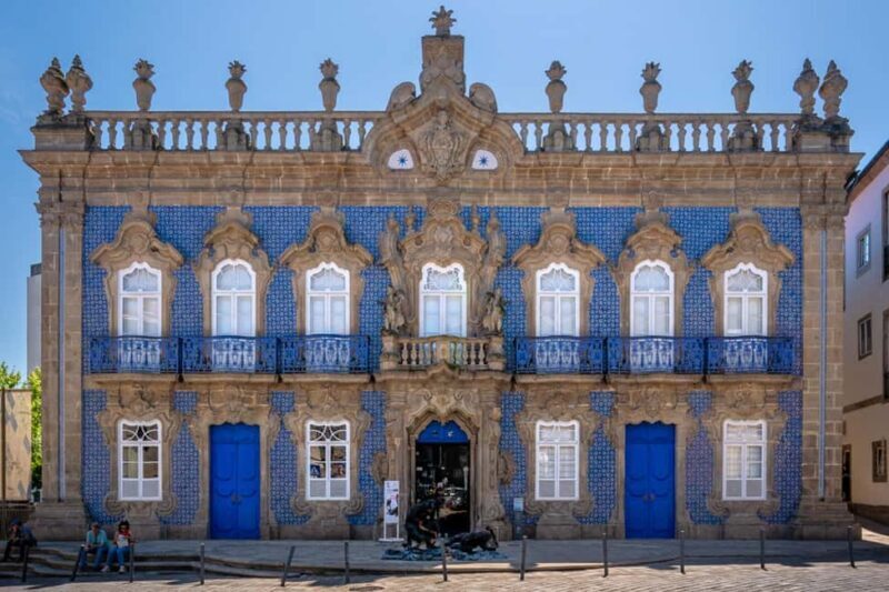 Braga: Private & Flexible Walking Tour in Historic Center - Discovering Braga: A Self-Guided Walk Through Portugal’s Sacred City