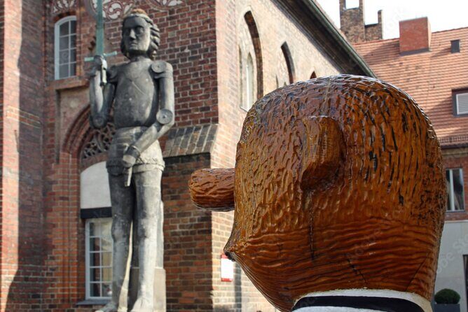 Brandenburg Scavenger Hunt and Sights Self-Guided Tour - What to Expect at Each Stop  