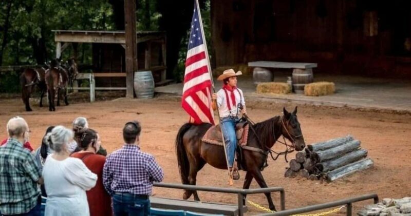 Branson, MO: Shepherd of the Hills Outdoor Drama Show - What to Expect at the Shepherd of the Hills Outdoor Drama