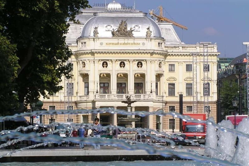 Bratislava: Grand City Tour with Devin Castle - FAQ
