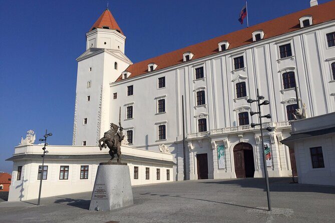 Bratislava Private Premium 3 hour Walking Tour - Discovering Bratislava’s Top Highlights