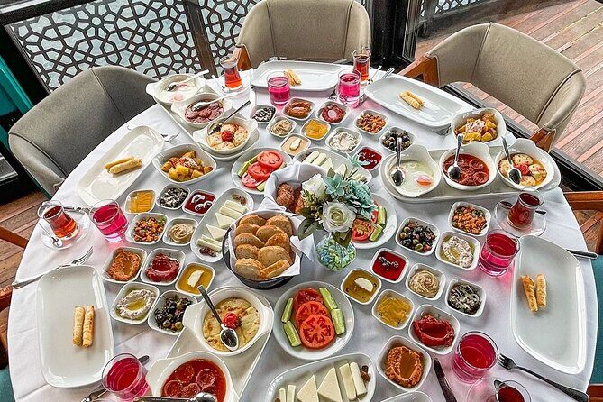 Breakfast Tour on the Bosphorus by Boat - Key Points